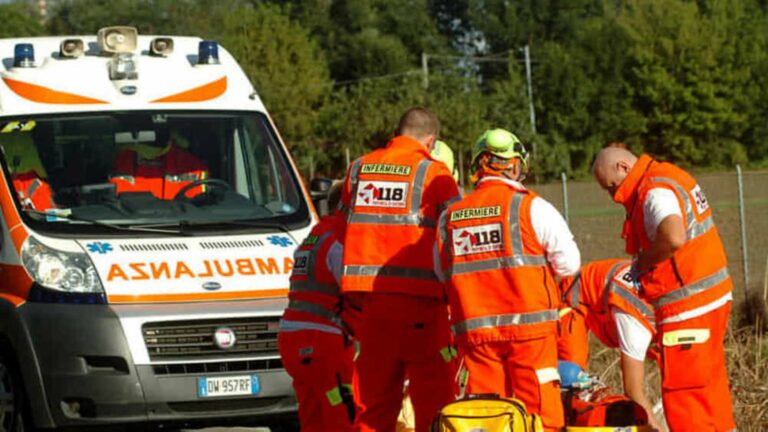 Incidente sulla vecchia 38 a Talamona, grave un motociclista | Radio TSN